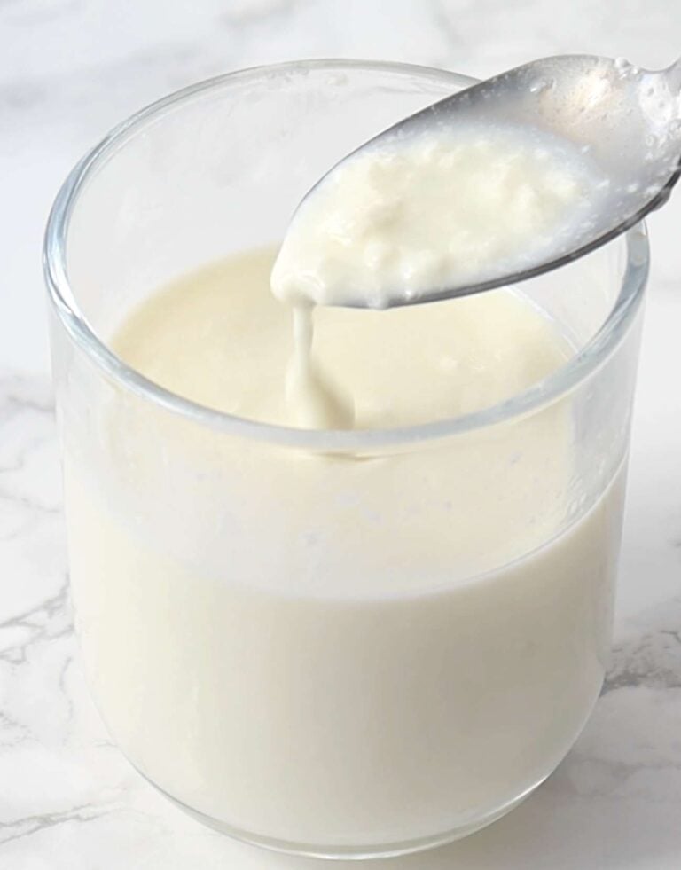 How to make buttermilk (homemade substitute) - Cakes by MK