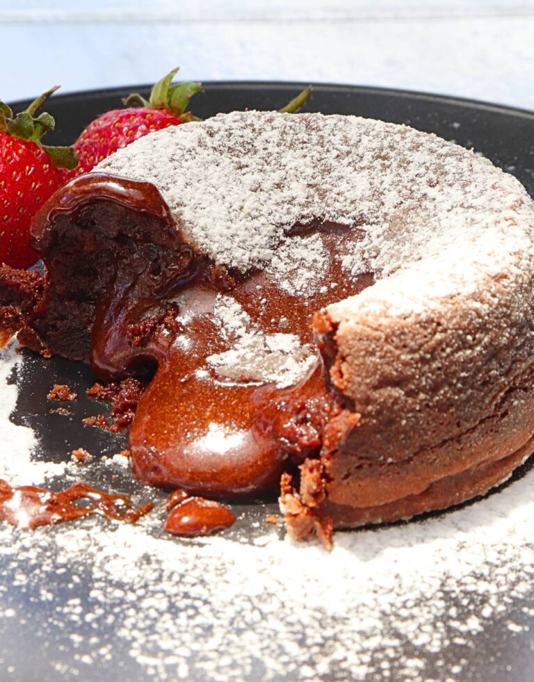 Easy Chocolate Lava Cake Recipe - Cakes by MK